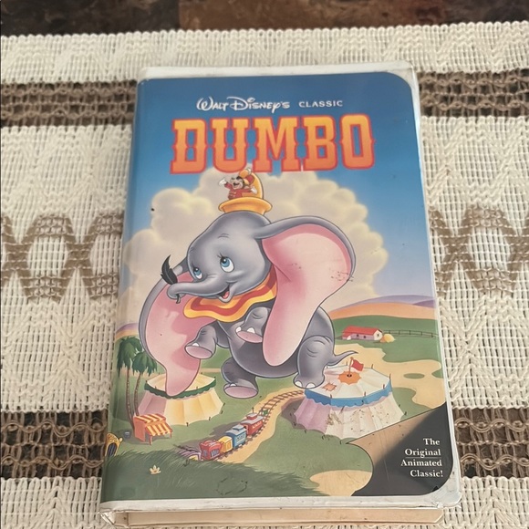 Cameras, Photo & Video | Walt Disneys Classic Dumbo Vhs | Poshmark